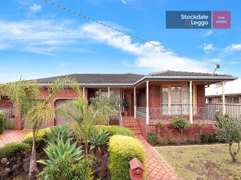 19 Simmington Circuit, Greenvale, VIC 3059 - realestate.com.au