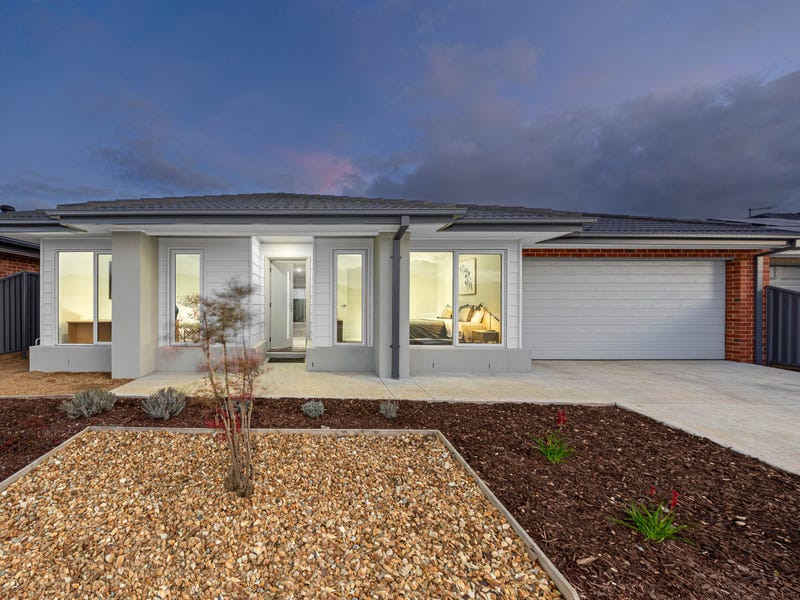 39 Walters Way, Alfredton, Vic 3350 - Property Details