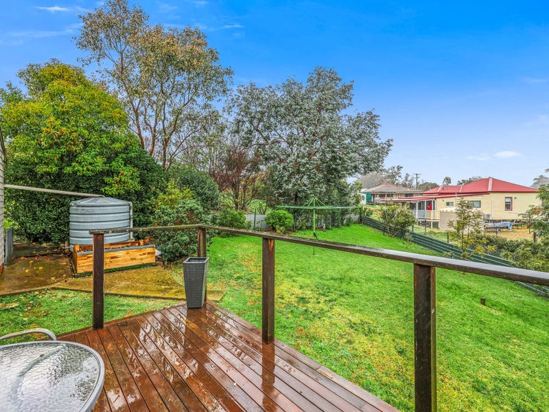 8 South Lynne Close, Nundle, NSW 2340 - Property Details