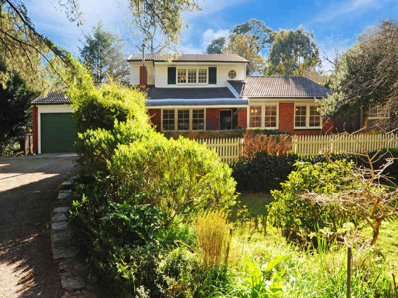 8 Fairview Road, Crafers, SA 5152 - Property Details