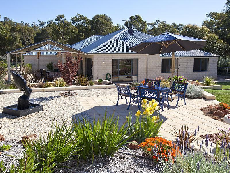 130 Heritage Drive, Roleystone, WA 6111 - realestate.com.au
