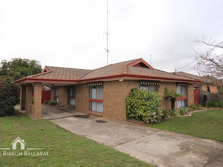 120 Learmonth Road, Wendouree, Vic 3355 - Property Details