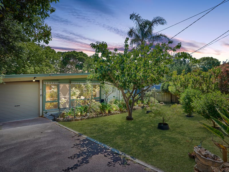 4 Woodvale Grove, Rosebud, Vic 3939 - Property Details