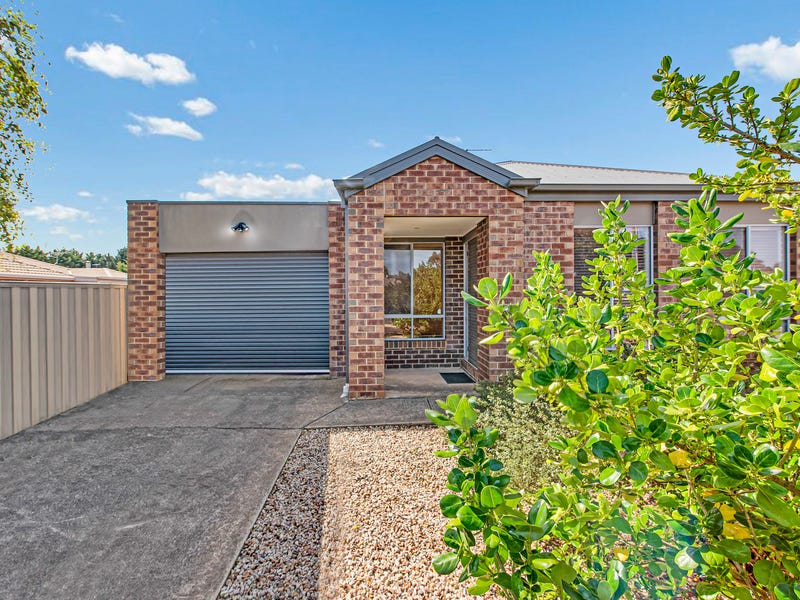 12/20 Somerton Court, Darley, Vic 3340 - Property Details