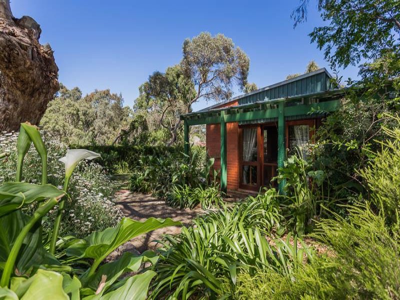 11 Waylen Road, Darlington, WA 6070 - Property Details