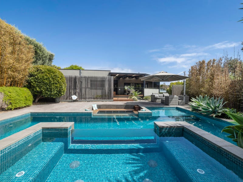 50 Lady Nelson Drive, Sorrento, Vic 3943 - Property Details