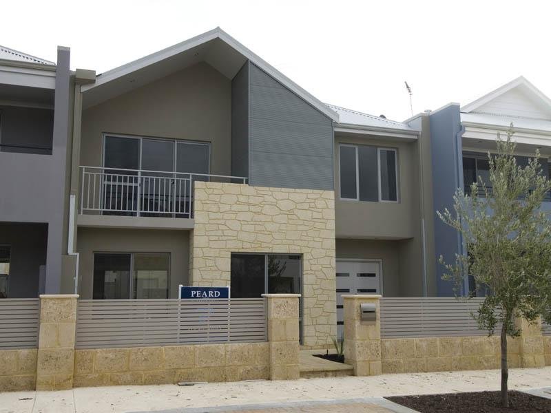 4 Fenian Pass, Hillarys, WA 6025 - Property Details