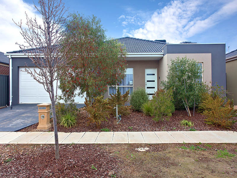 13 Mapleton Way, Tarneit, Vic 3029 - Property Details