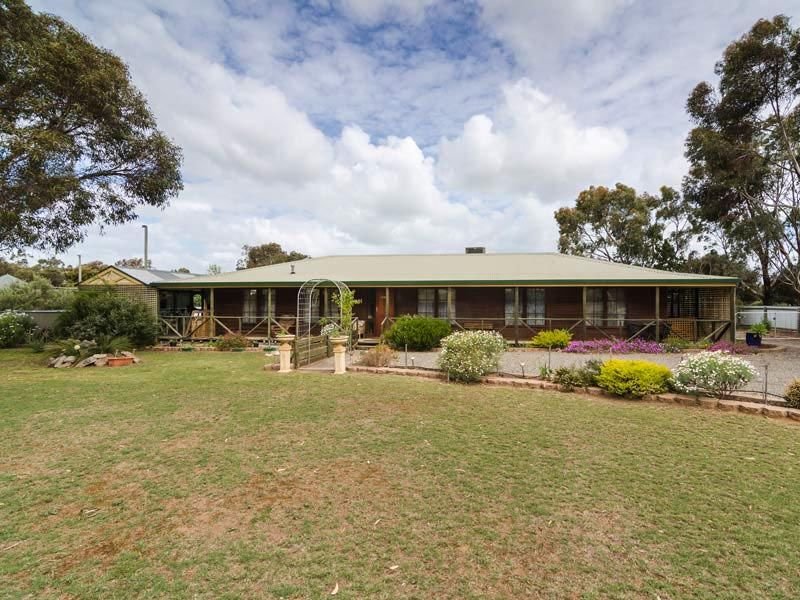 24 Angas Plains Road, Strathalbyn, SA 5255 - Property Details