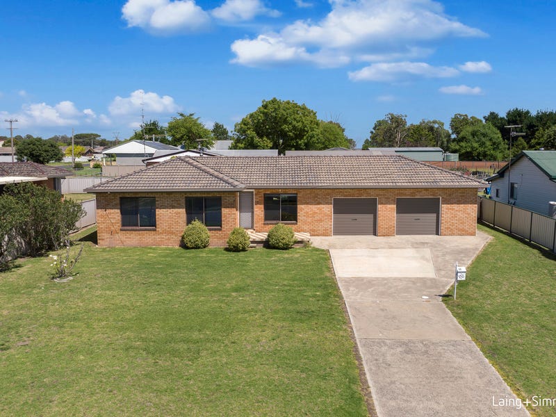 23 Plane Avenue, Uralla, NSW 2358 - Property Details