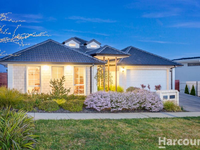 32 Cooley Crescent, Casey, ACT 2913 - Property Details
