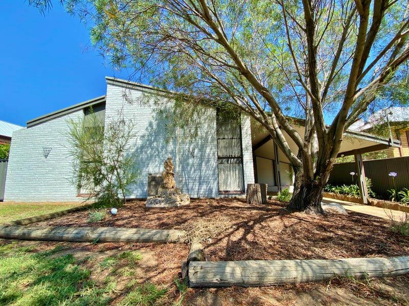 45 Murringo Street, Young, NSW 2594 - Property Details