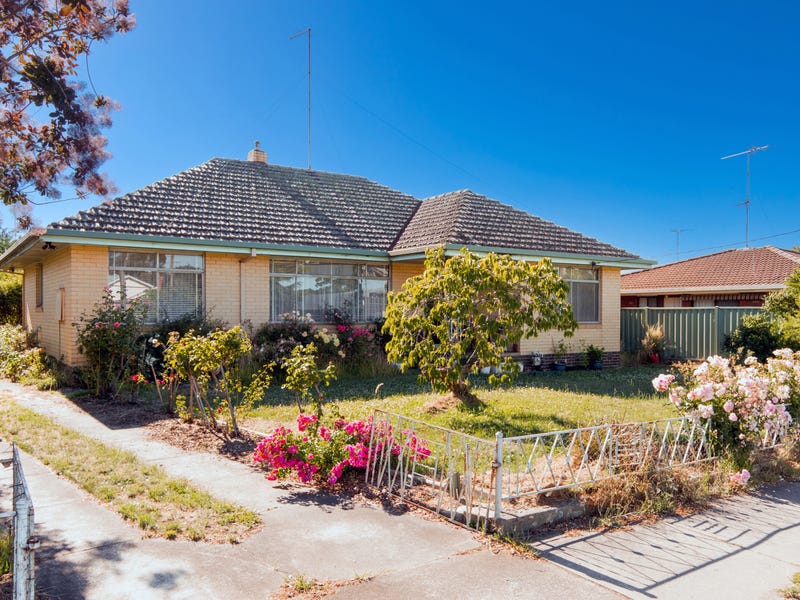 70 Albert Street, Sebastopol, Vic 3356 - Property Details