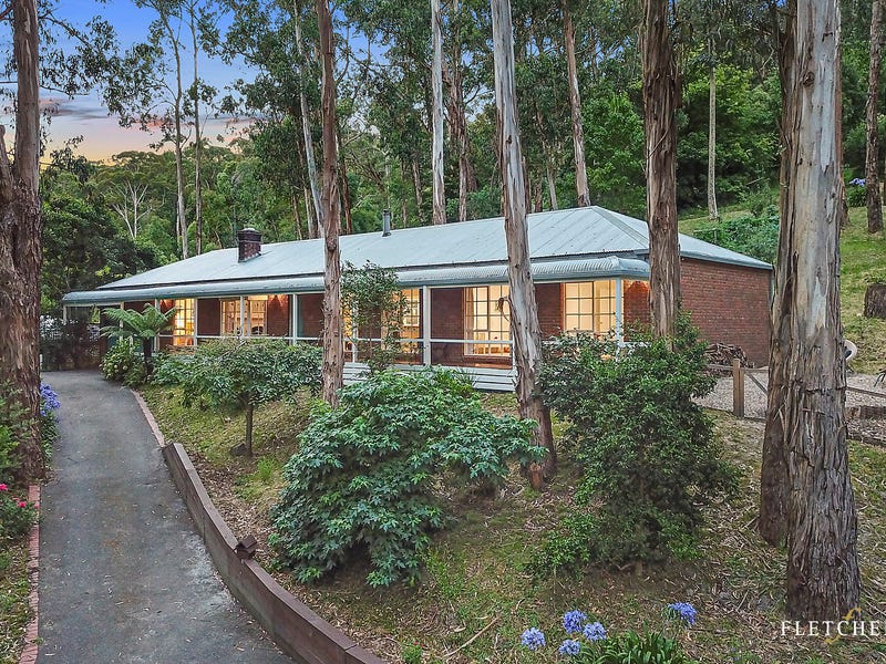 10 Ronald Avenue, Selby, VIC 3159 - realestate.com.au