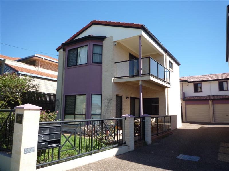 1/34 Pembroke Street, Carina, Qld 4152 - Property Details