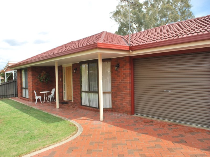 9 Milne Court, Myrtleford, Vic 3737 - Property Details