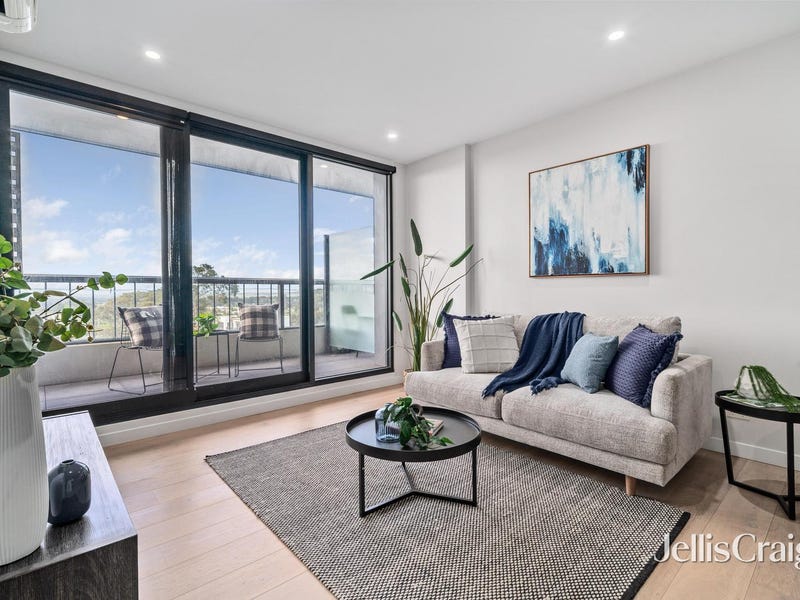 505/5 Sovereign Point Court, Doncaster, Vic 3108 - Property Details