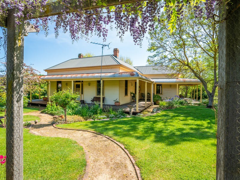 101 McFarlanes Lane, Granya, Vic 3701 - Property Details