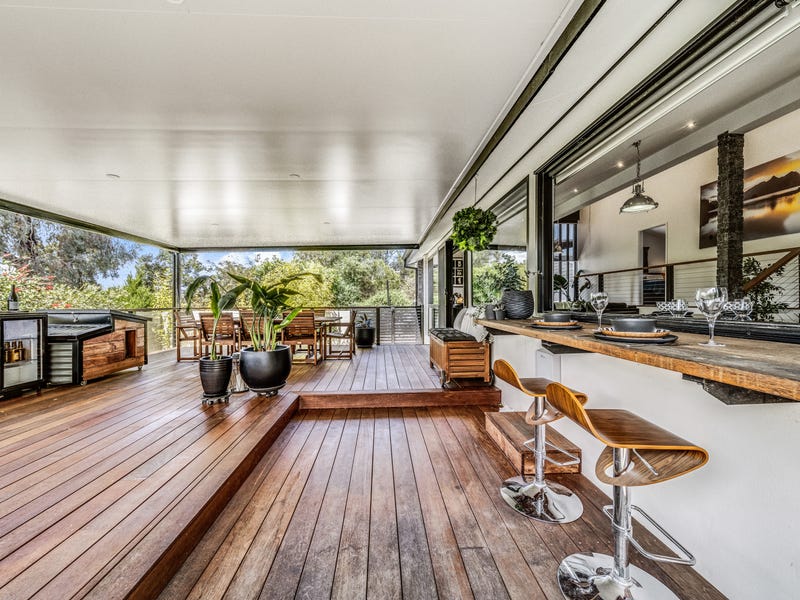 8 Kearne Place, Kambah, ACT 2902 - Property Details