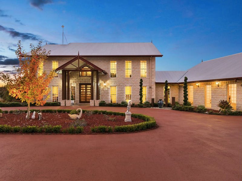 46 Forest Drive, Hampton, Qld 4352 - Property Details