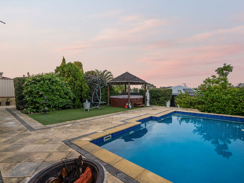 25 Barwon Heads Terrace, Connolly, WA 6027 - realestate.com.au