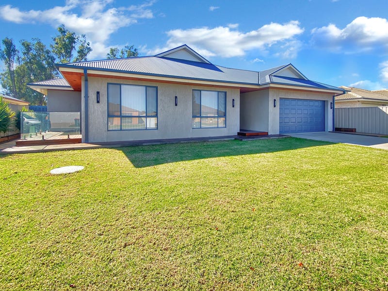 24 Golf Club Drive, Leeton, NSW 2705 - Property Details