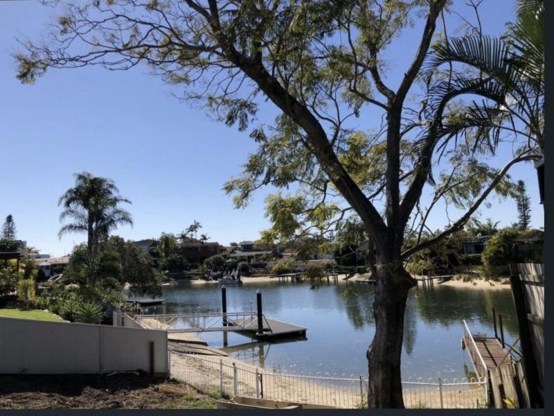 1 Nootka Court, Broadbeach Waters, QLD 4218 - realestate.com.au