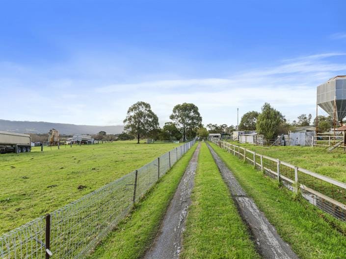 24b Avondale Rd, Avondale, NSW 2530 - Property Details