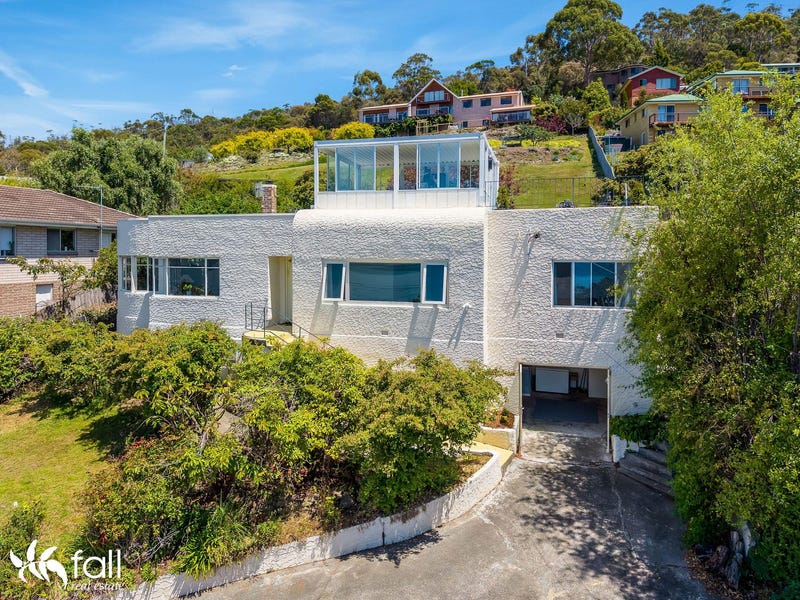 239 Channel Highway, Taroona, Tas 7053 - Property Details