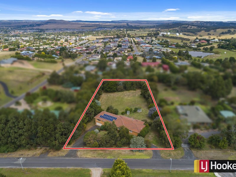 32 Hanson Road, Wallan, Vic 3756 - Property Details
