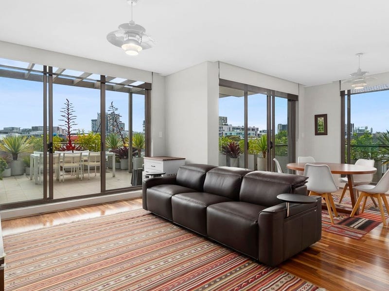 54/370-376 George Street, Waterloo, NSW 2017 - Property Details