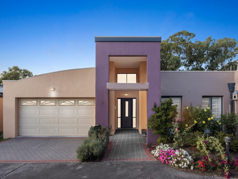 3/113 Mortimer Lewis Drive, Greenway, ACT 2900 - Property Details