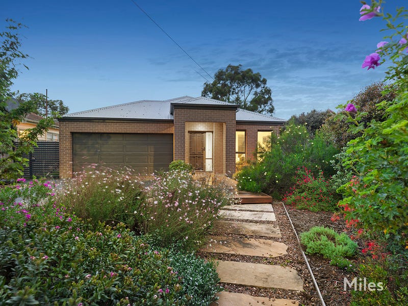 22 Dowle Street, Macleod, Vic 3085 - Property Details