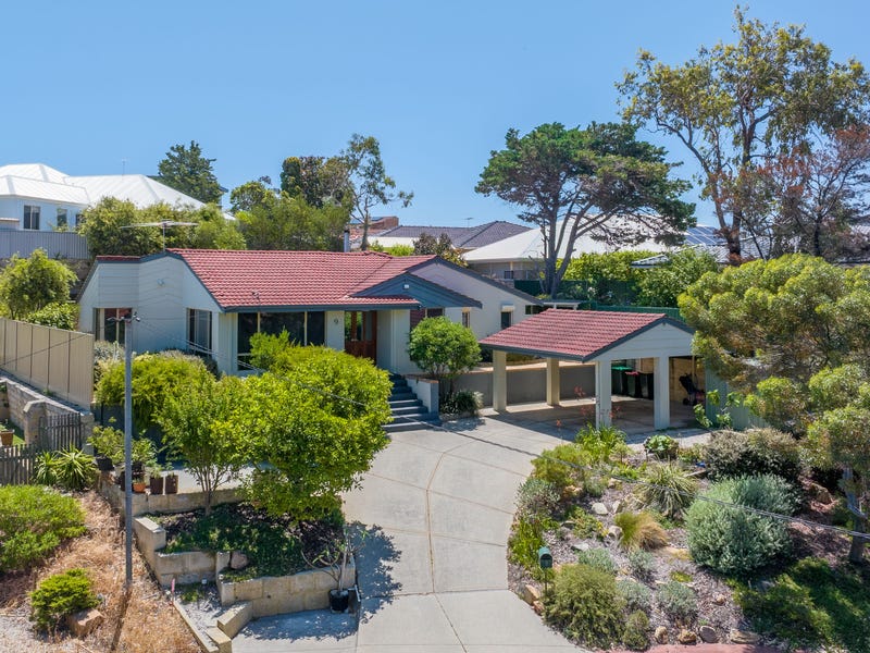 9 Dempster Place, Sorrento, WA 6020 - Property Details