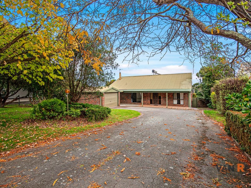 48 Calvert St, Bairnsdale, Vic 3875 - Property Details