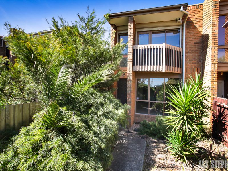 1/33 Ballarat Road, Footscray, VIC 3011 - realestate.com.au