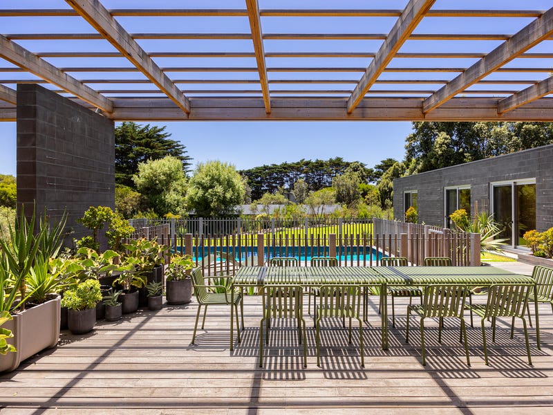 32 Elizabeth Road, Portsea, Vic 3944 - Property Details