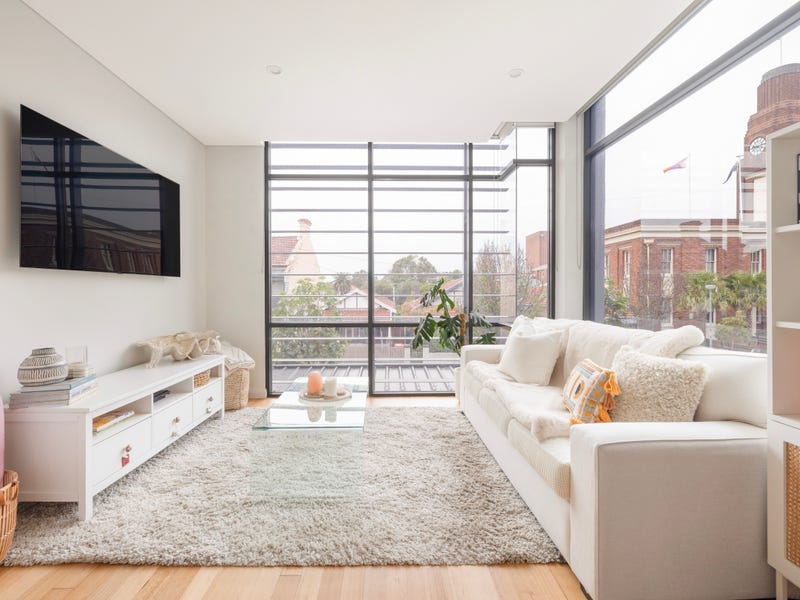 2/124 Crystal Street, Petersham, NSW 2049 - Property Details