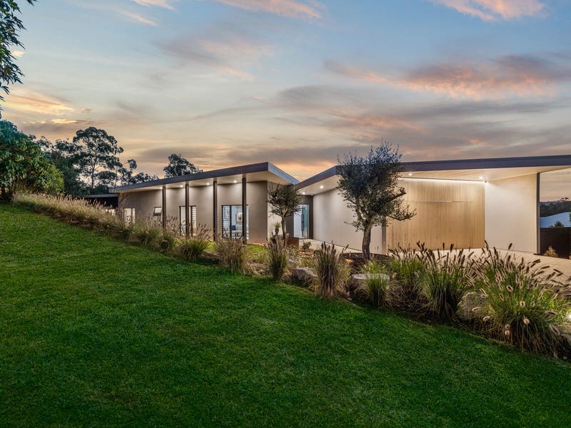 146 Kingfisher Crescent, Palmview, Qld 4553 - Property Details