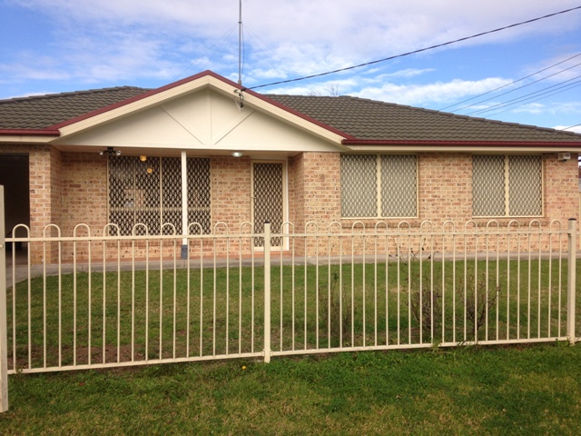 1B Warwick Street, Minto, NSW 2566 - realestate.com.au