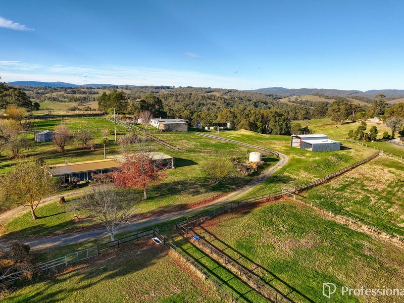 2405 Healesville Koo Wee Rup Road, Yellingbo, Vic 3139 - Property Details