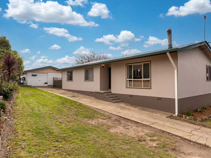 93 Queen Street, Oberon, NSW 2787 - Property Details