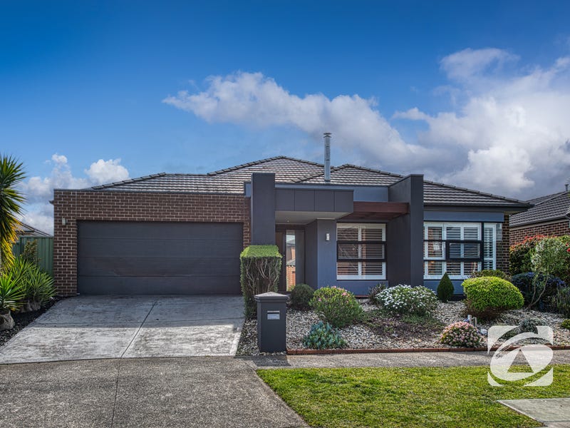 86 Dusseldorp Avenue, Pakenham, Vic 3810 - Property Details