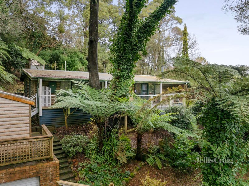 17 York Street, Warburton, Vic 3799 - Property Details