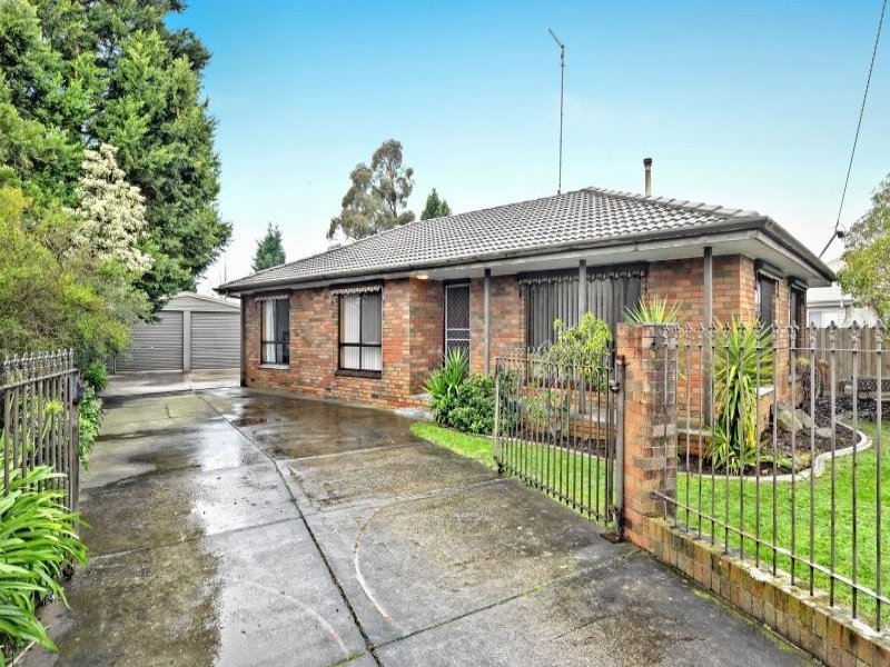 142 Learmonth Road, Wendouree, Vic 3355 - Property Details