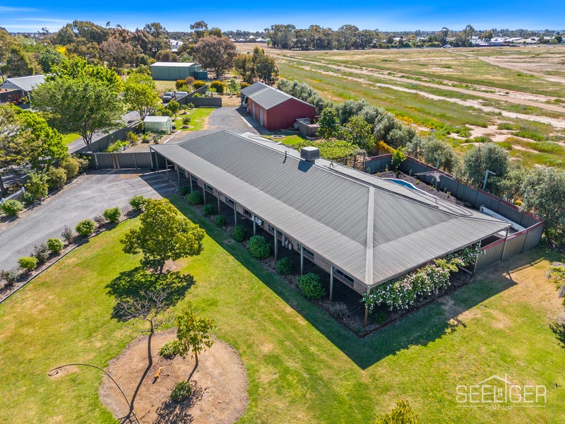 8 Rosemary Court, Yarrawonga, Vic 3730 - Property Details