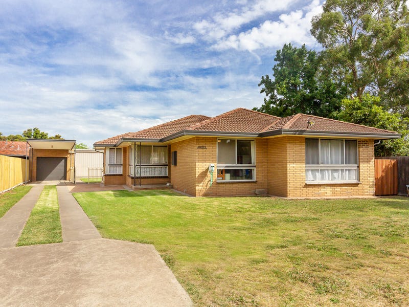 18 PICTON Court, Sale, Vic 3850 - Property Details