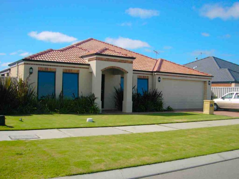 7 Antuka Road, Rockingham, WA 6168 - realestate.com.au