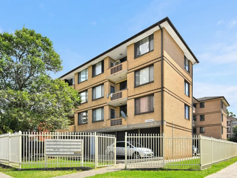 2/117 Castlereagh Street, Liverpool, NSW 2170 - Property Details