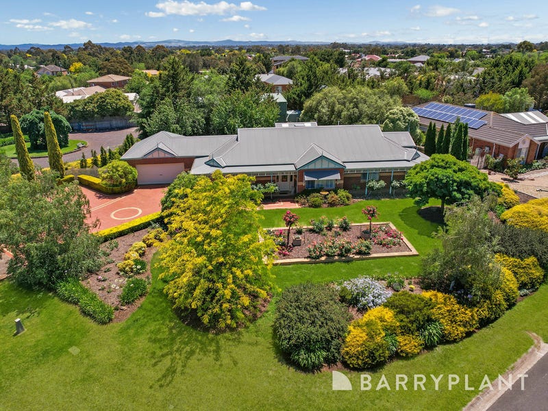 1 Hildegarde Court, Brookfield, Vic 3338 - Property Details